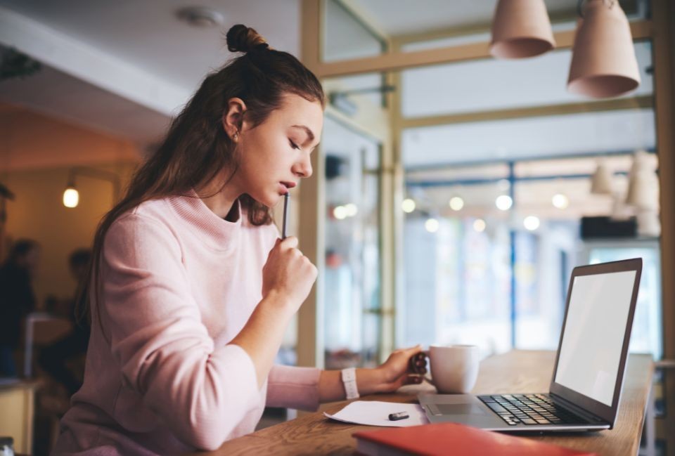 Comment bien se lancer dans l'écriture d'un l'essai - Publishroom